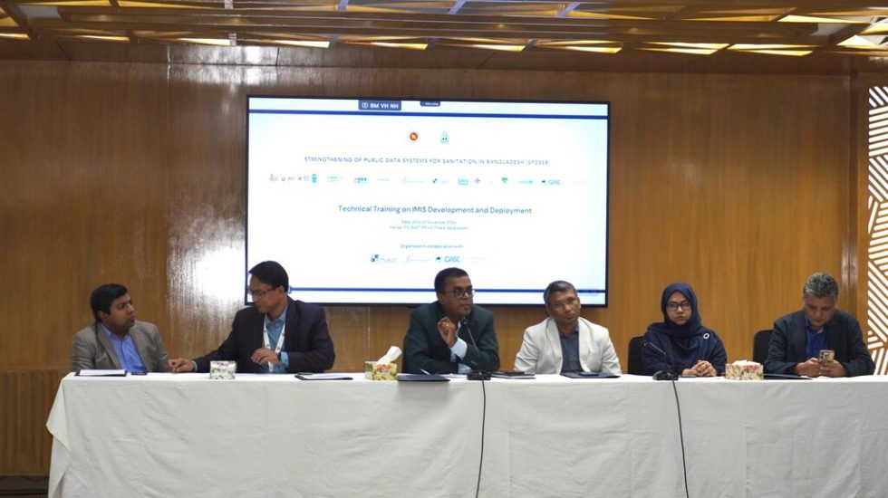 Comprehensive training on integrated municipal information system (IMIS) development and ...